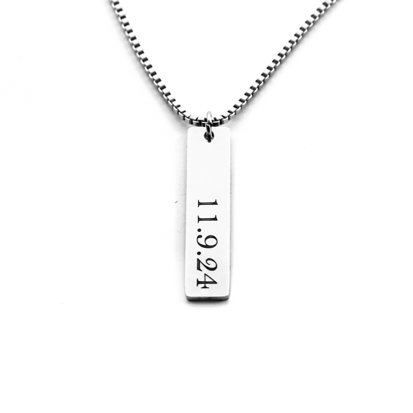 Custom Date-Engraved Necklace - Personalized date Jewelry
